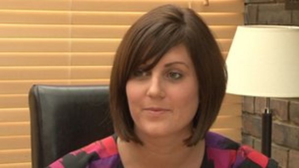 Goodies' fan Alex Mitchell 1975 laughter death 'solved' - BBC News