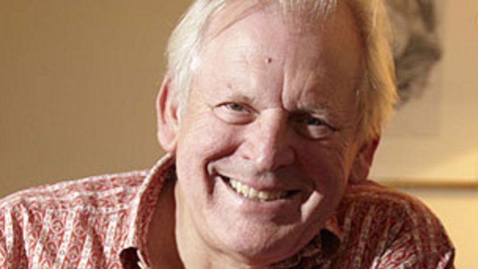 'Real Billy Elliot' is made university chancellor - BBC News