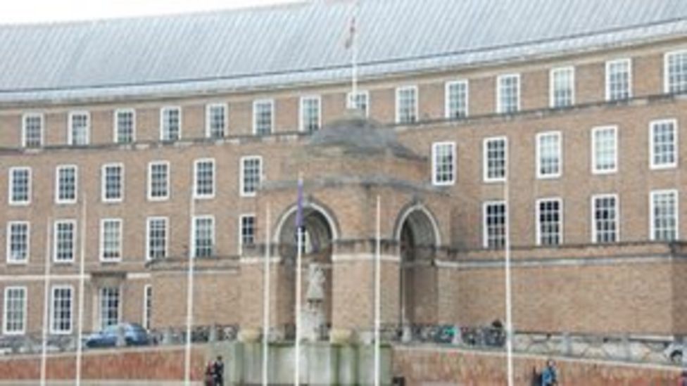 Bristol City Council plans office accommodation revamp - BBC News