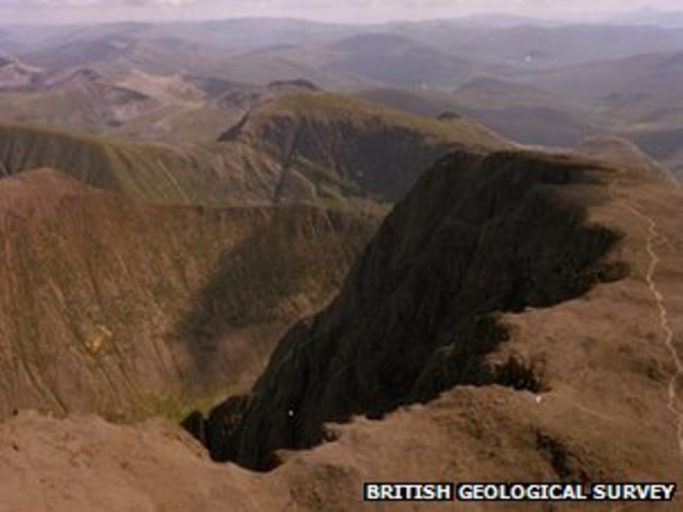 How volcanoes shaped Britain's landscape - BBC News