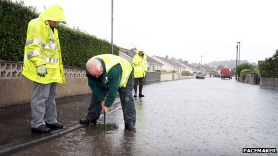 Severe flooding in Newcastle and Newry in County Down - BBC News