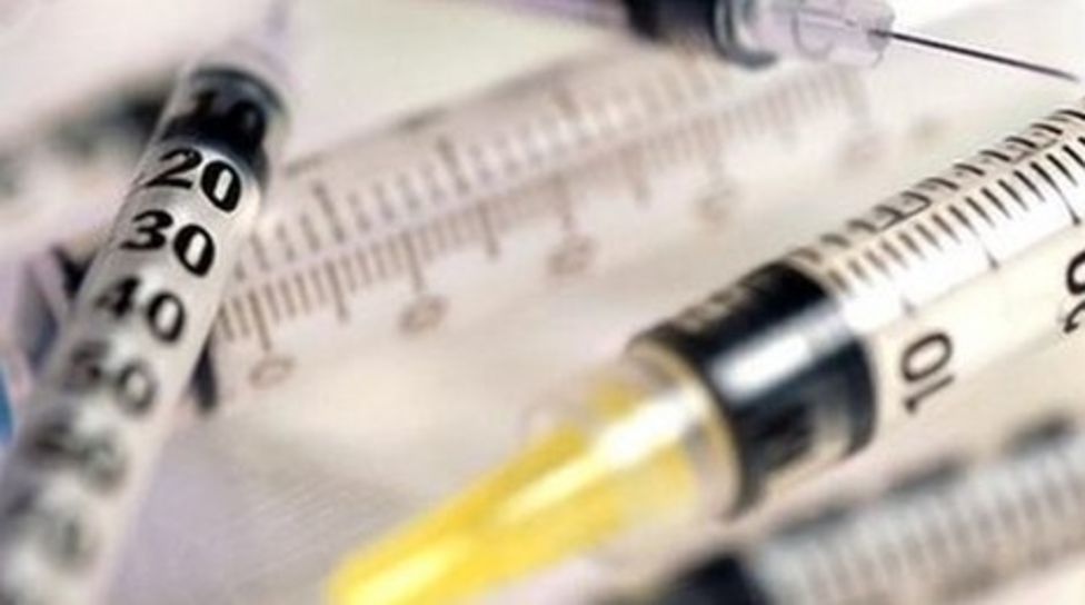 North Wales Police: Steroid gang jailed for more than 45 years - BBC News