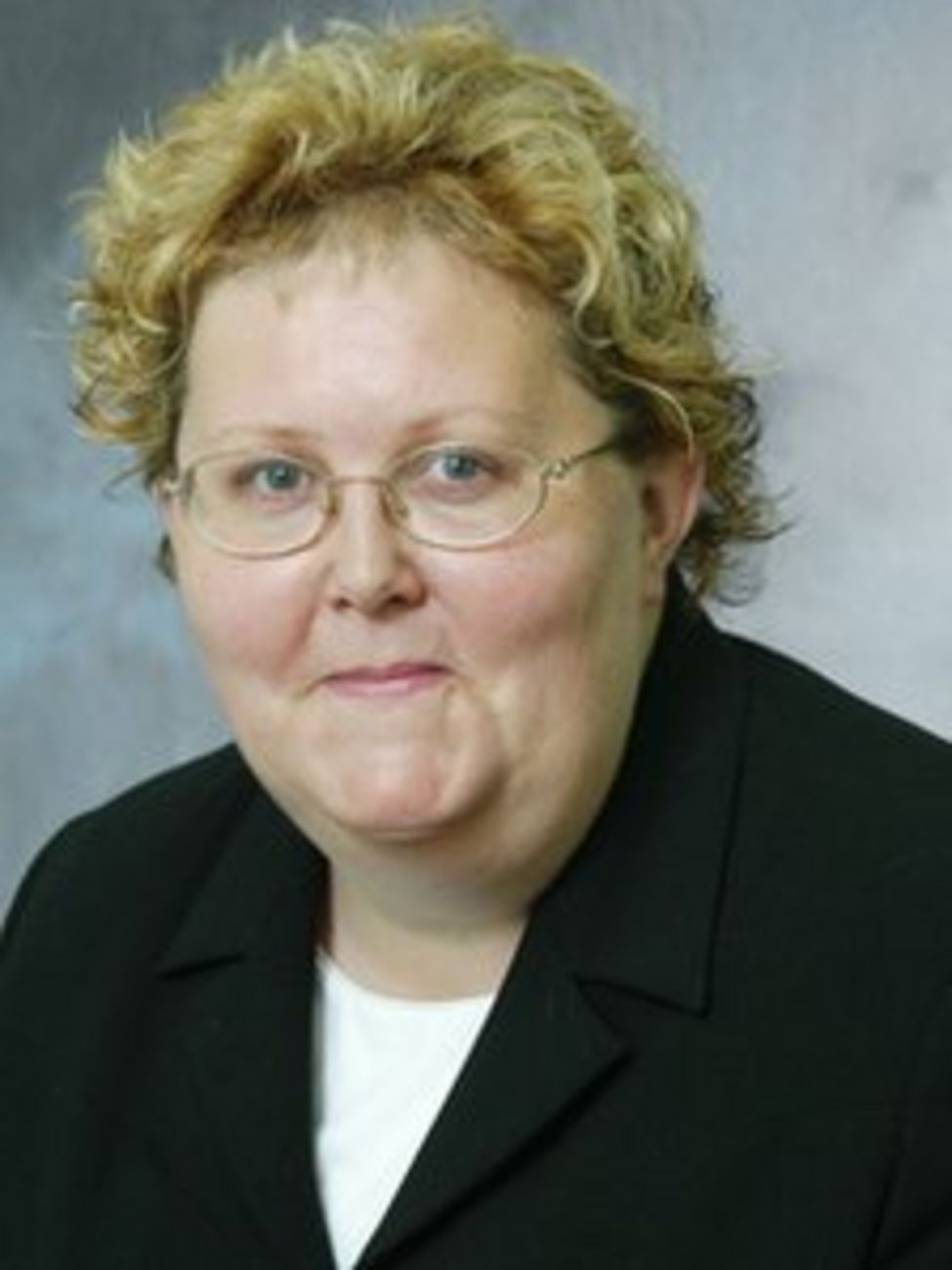 Top Scots QC Maggie Scott appointed High Court judge - BBC News