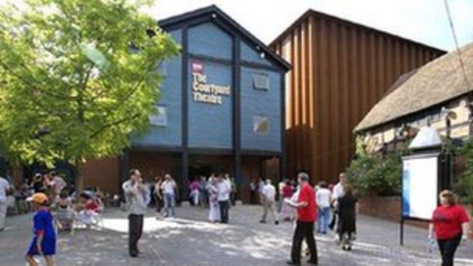 Stratford council back RSC Courtyard Theatre plans - BBC News