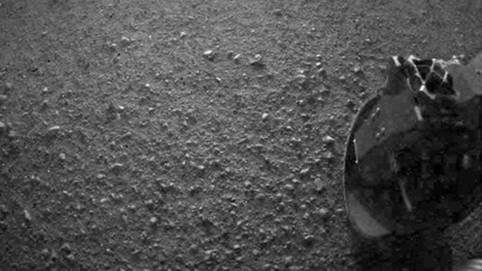 Rover radiation data poses manned Mars mission dilemma - BBC News