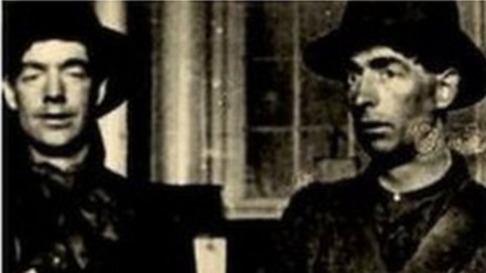 1916 Easter Rising: Photographs of aftermath published online - BBC News