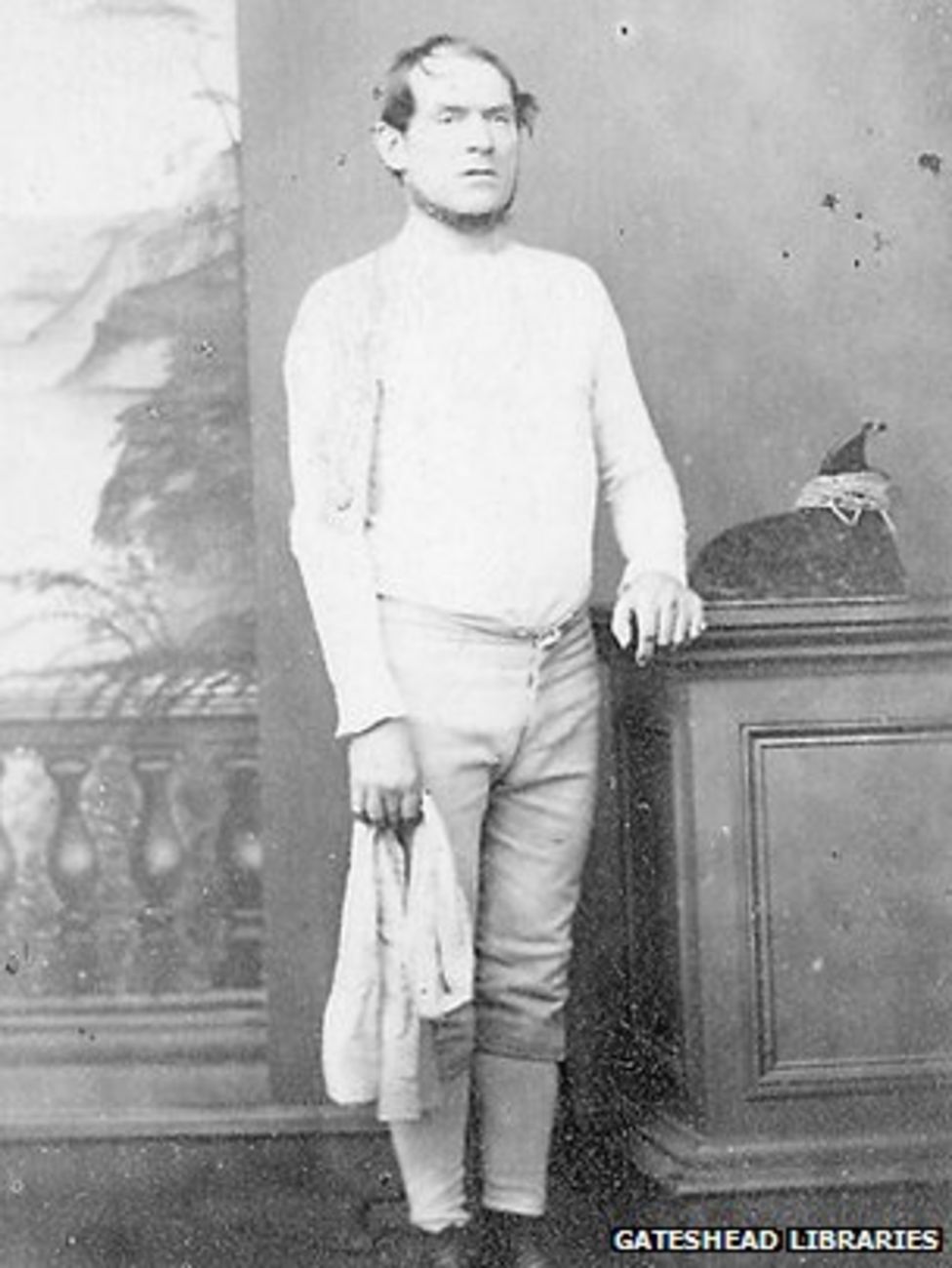 Harry Clasper: Tyne rowing legend remembered - BBC News