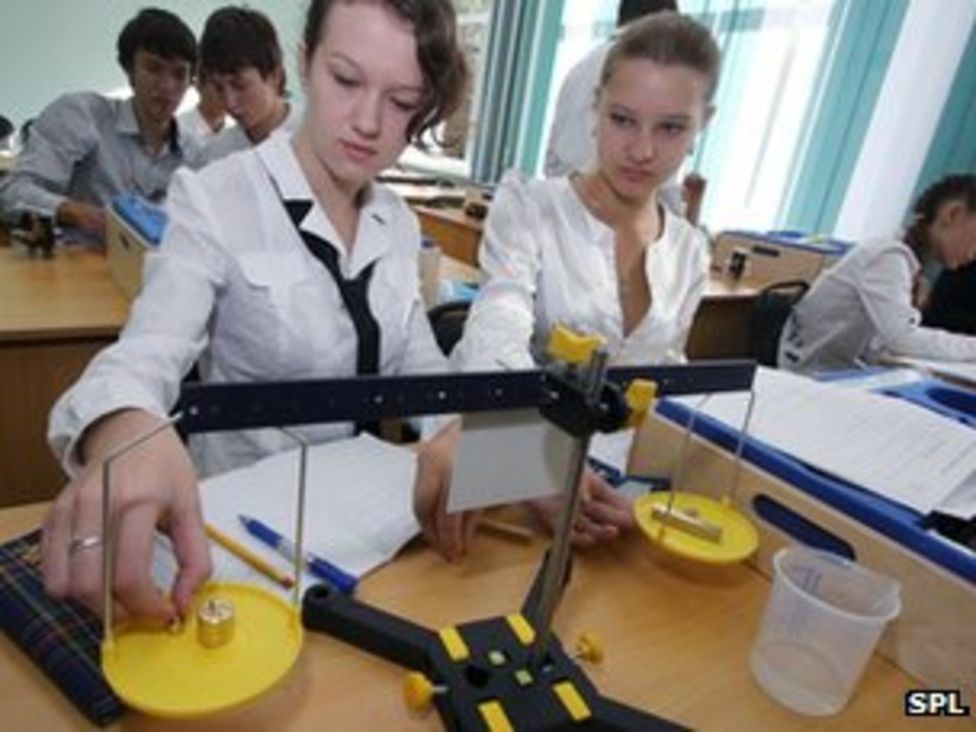Better teaching sends science A-levels to a new high - BBC News