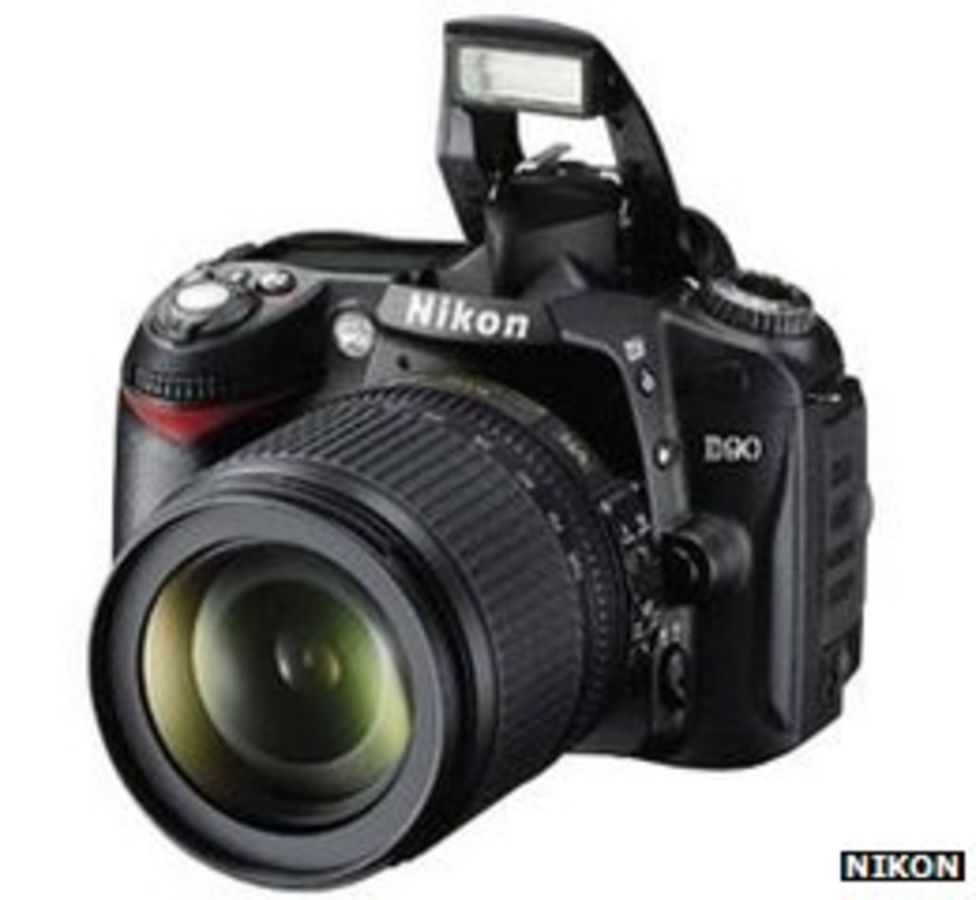 Nikon releases Android-powered compact camera - BBC News