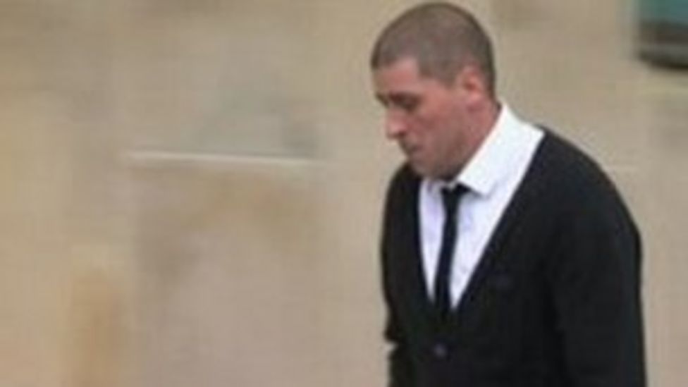 Manchester postman stole 70,000 items of mail - BBC News