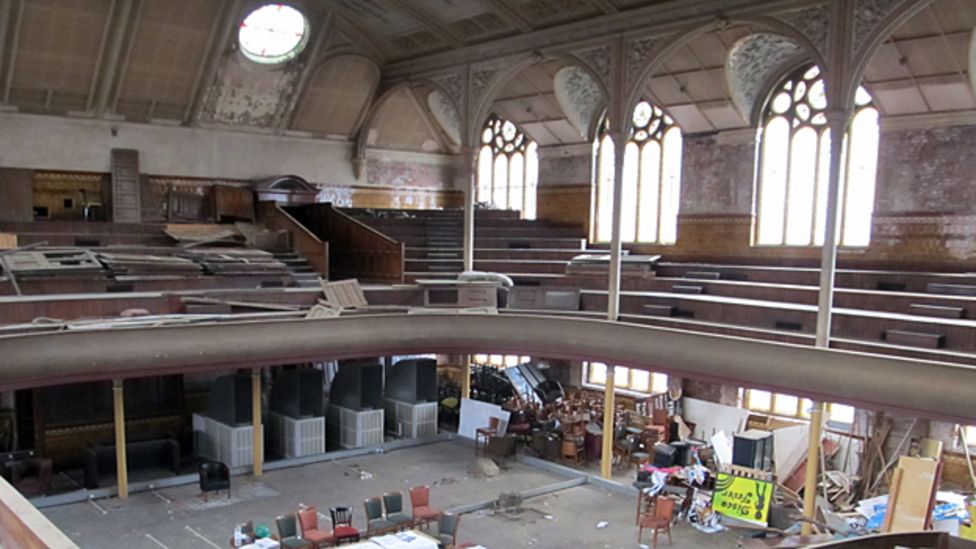 What happened to the Methodist central halls? - BBC News