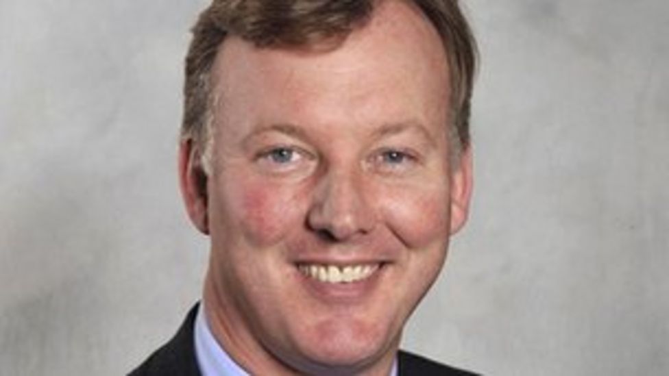 MP Bill Wiggin steps down as government whip - BBC News