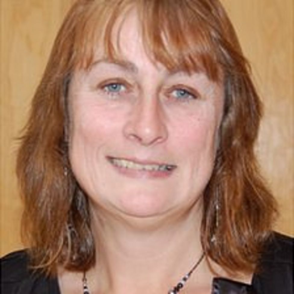 Sark job losses no surprise: Sandra Williams - BBC News