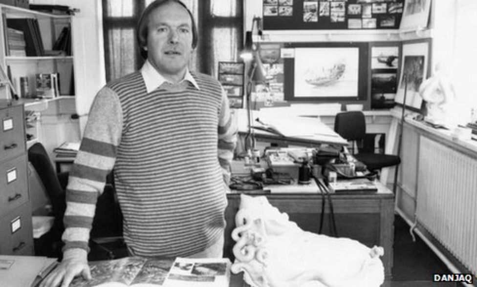 James Bond: How the 007 films became a family business - BBC News