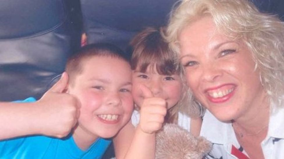 Pedersen deaths: Ben and Freya Pedersen's funeral takes place - BBC News