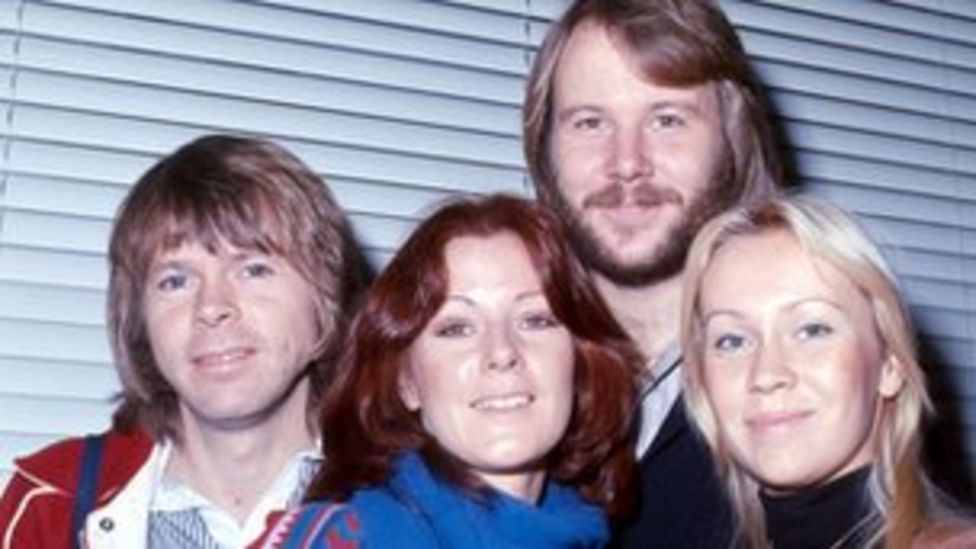 Abba's Agnetha Faltskog returns to studio - BBC News