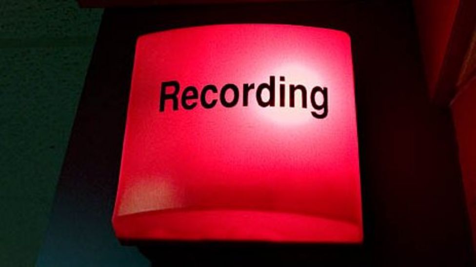 Sony says goodbye to Betamax tapes - BBC News