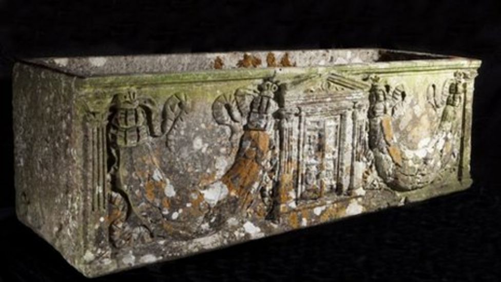 Roman marble coffin sells for £96,000 - BBC News