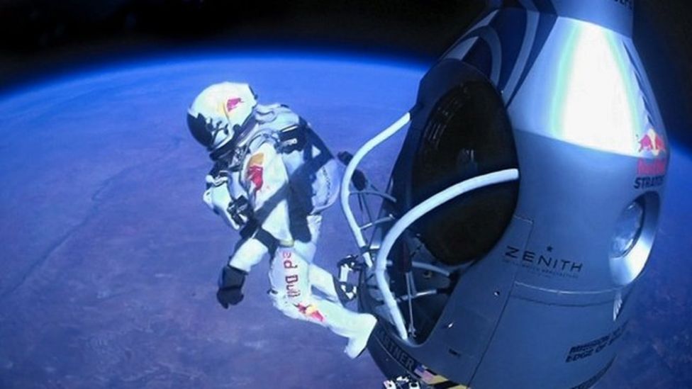 Google's Alan Eustace beats Baumgartner's skydiving record - BBC News