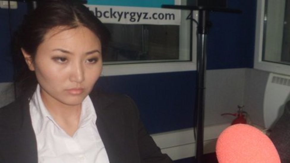 Disgust over 'mock abduction' of Kyrgyz TV reporter - BBC News