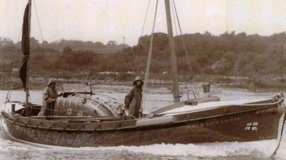 Dunkirk evacuation: Lucy Lavers lifeboat restored ahead of 75th ...