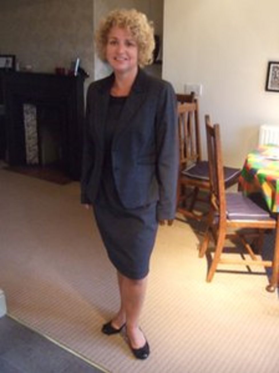 Head teacher Helen Mann dead at Sytchampton School - BBC News