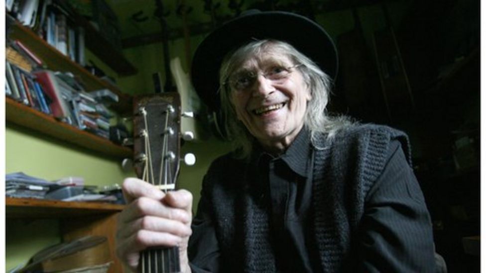 Henry McCullough: Legendary rock guitarist dies - BBC News