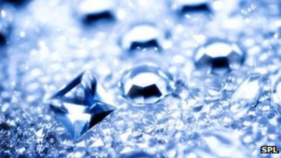 South Africa holds diamond smuggler who swallowed 220 gems - BBC News