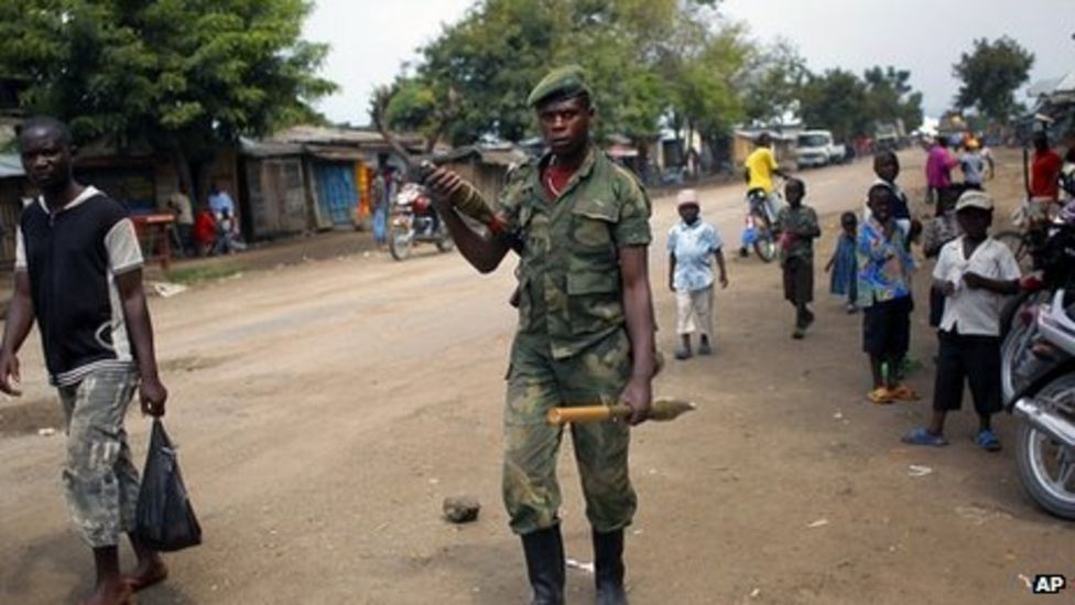 DR Congo: Fighting erupts near Goma city - BBC News