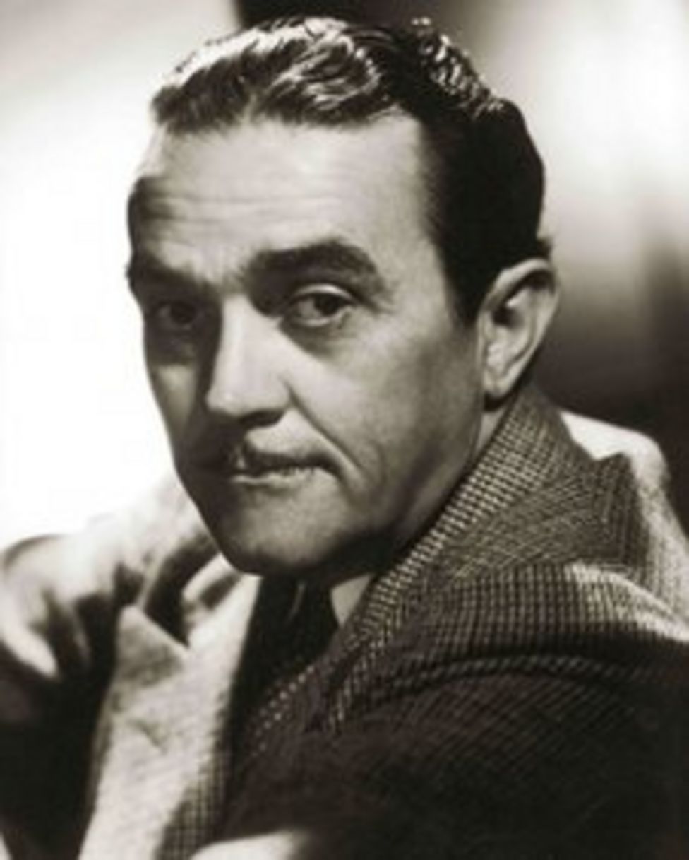 'Hollywood Holocaust' apology published by paper - BBC News