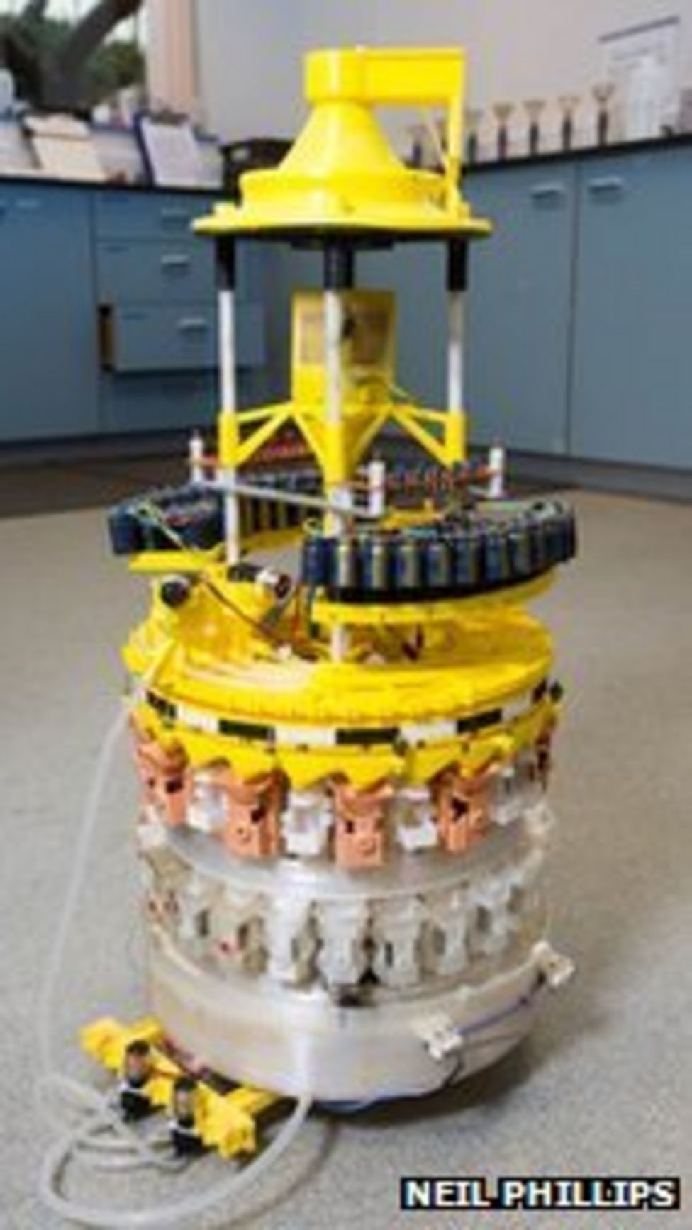 The poo powered robot invented by Bristol scientists - BBC Newsround