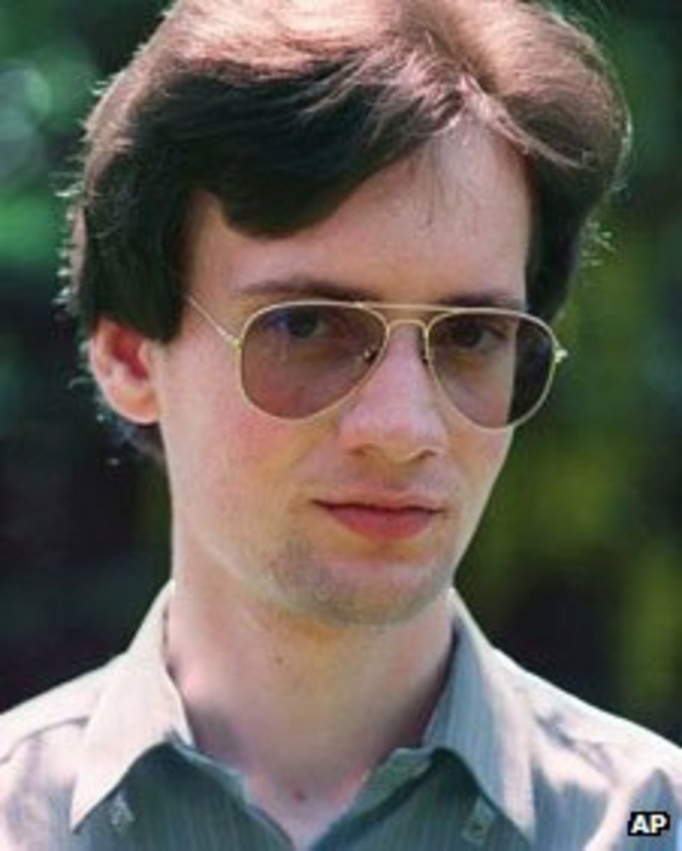 Mathias Rust: German teenager who flew to Red Square - BBC News