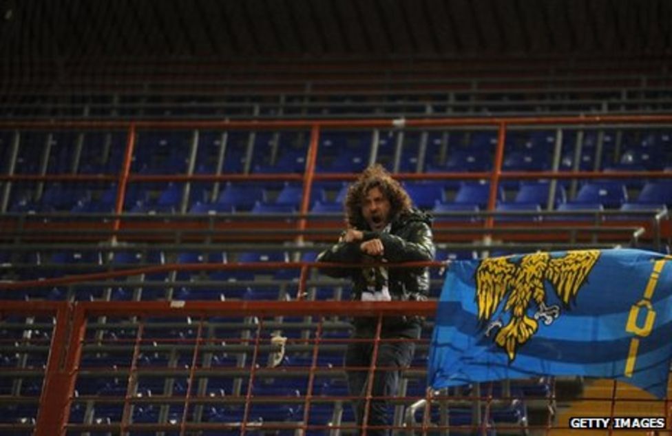 Lone Udinese football fan wins hearts in Italy - BBC News