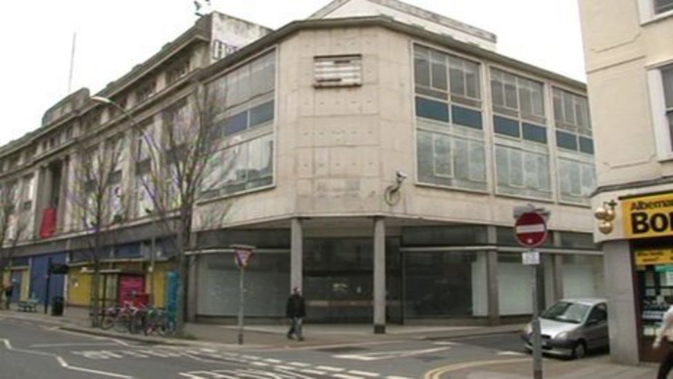 Former Brighton Co-Op turned into halls of residence - BBC News