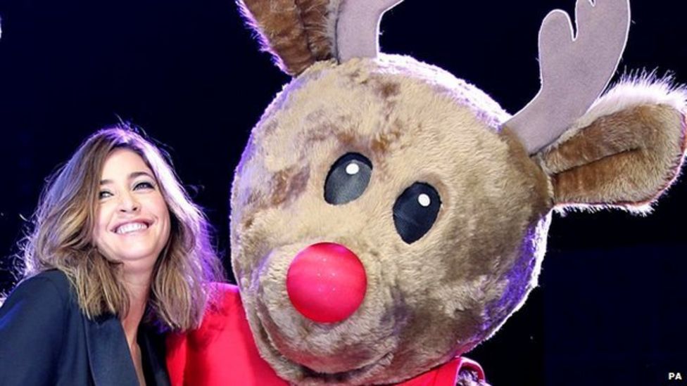 Scientists 'prove' why reindeer Rudolph's nose is red - BBC Newsround