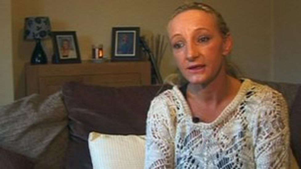 Ben Needham: Mother's book to raise missing boy profile - BBC News