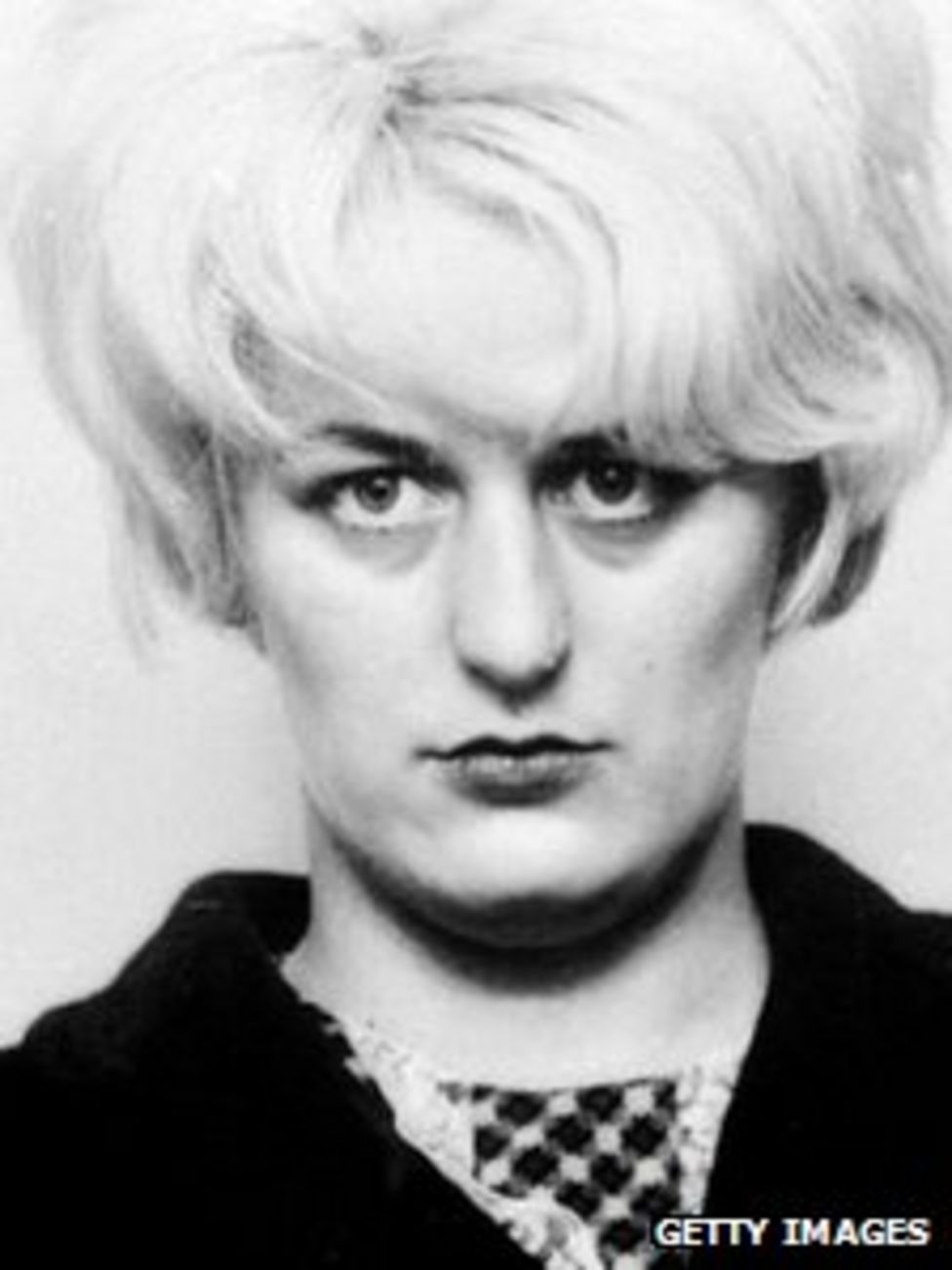 Myra Hindley prison papers reveal 'very complicated woman' - BBC News