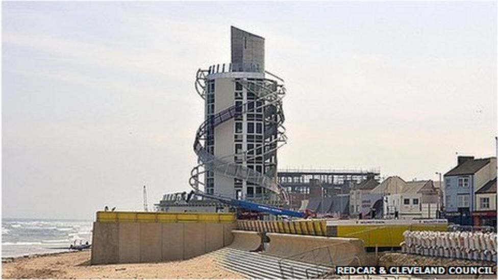 Redcar Beacon 'vertical pier' opens to the public - BBC News
