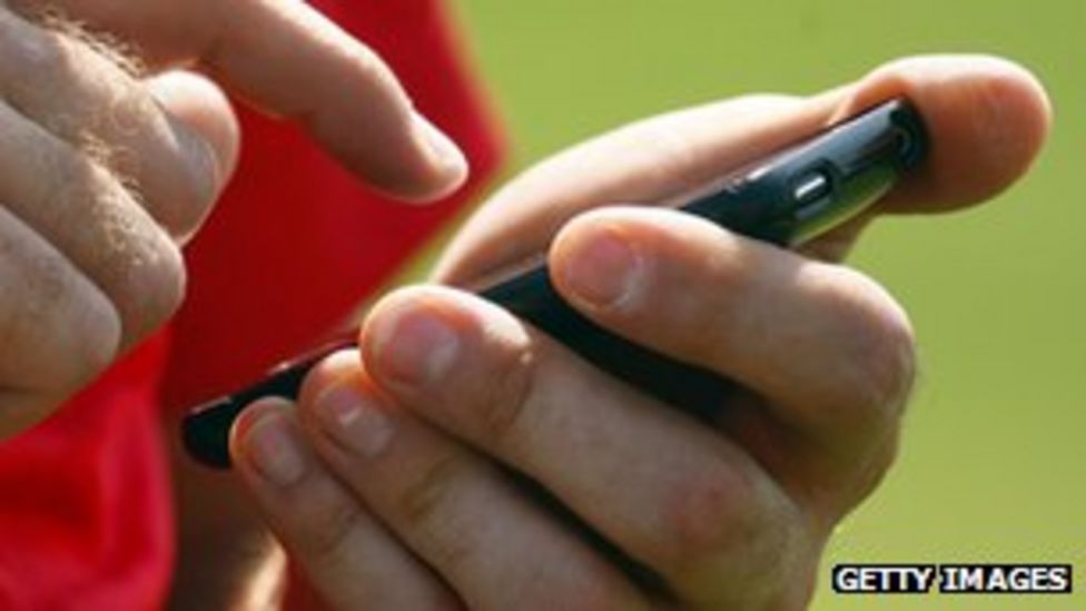 Payments by text message service to launch in UK in spring 2014 - BBC News