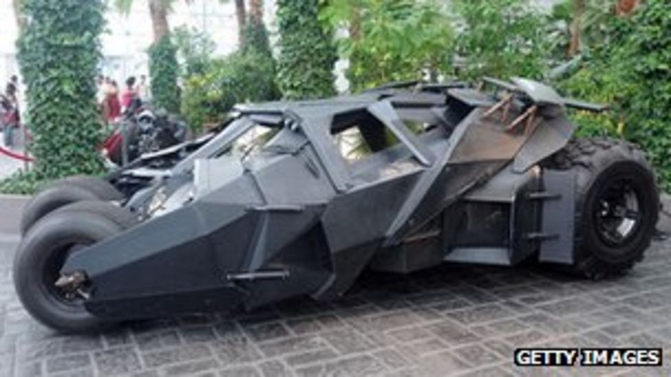 Original Batmobile sold for $4.2m at US auction - BBC News