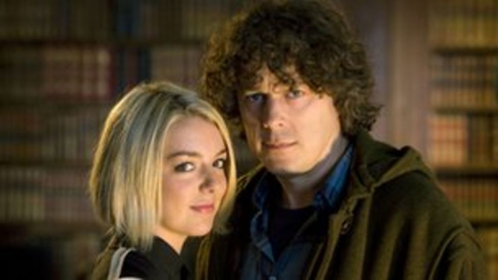 Cast announced for Jonathan Creek special - BBC News