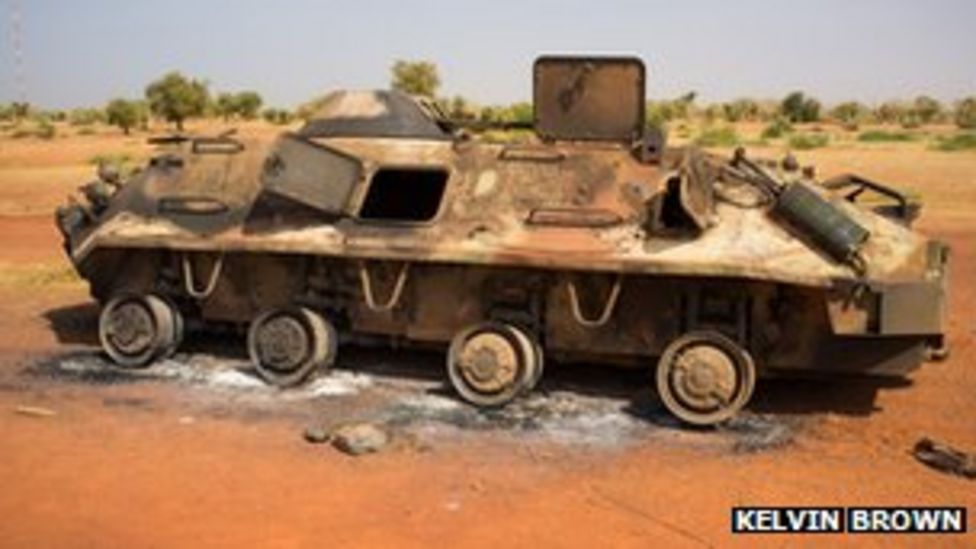 Mali conflict: French and Malian troops move on Timbuktu - BBC News