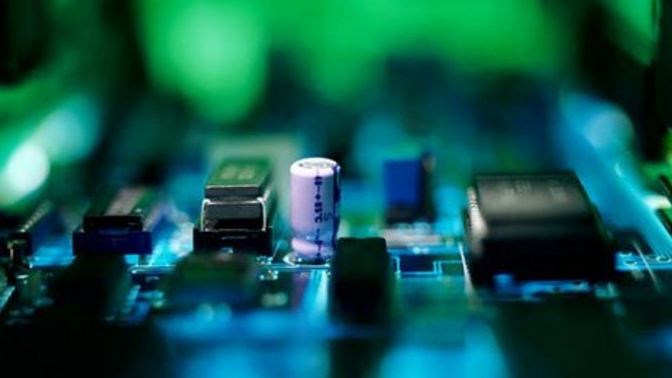 How hardware hacking (almost) made me a fraudster - BBC News