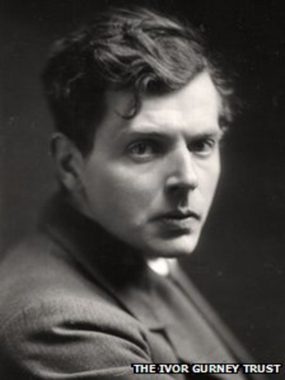 Rare Ivor Gurney violin sonata released - BBC News