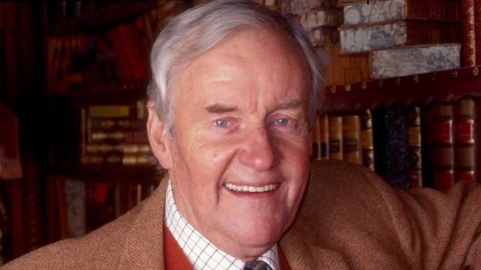 The Good Life co-writer Bob Larbey dies aged 79 - BBC News