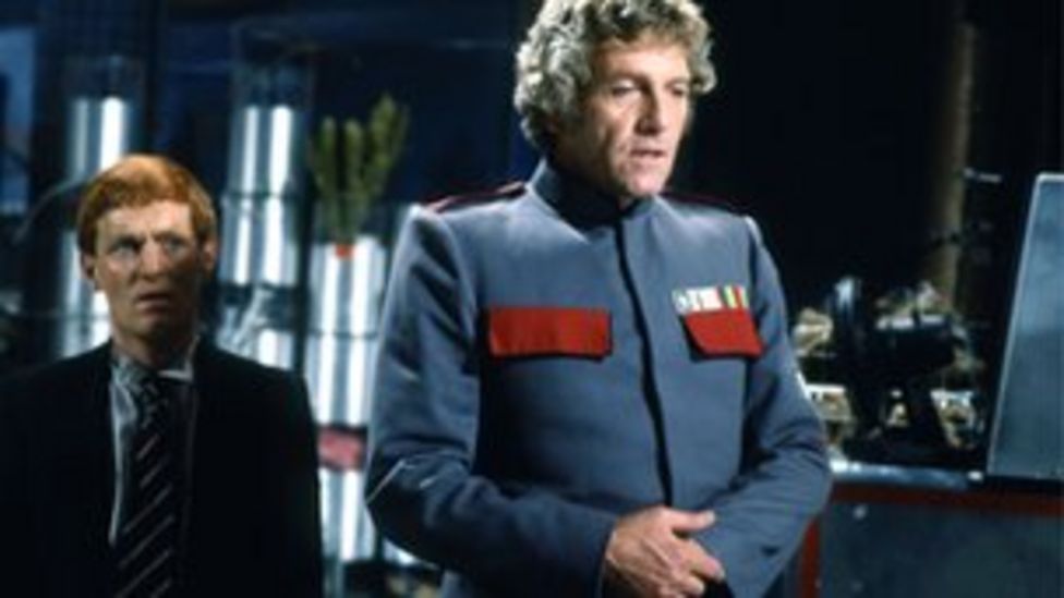 Onedin Line actor Peter Gilmore dies aged 81 - BBC News