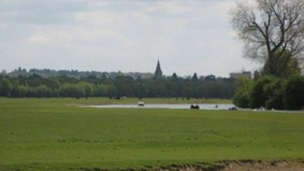 Oxford University Port Meadow development reviewed - BBC News