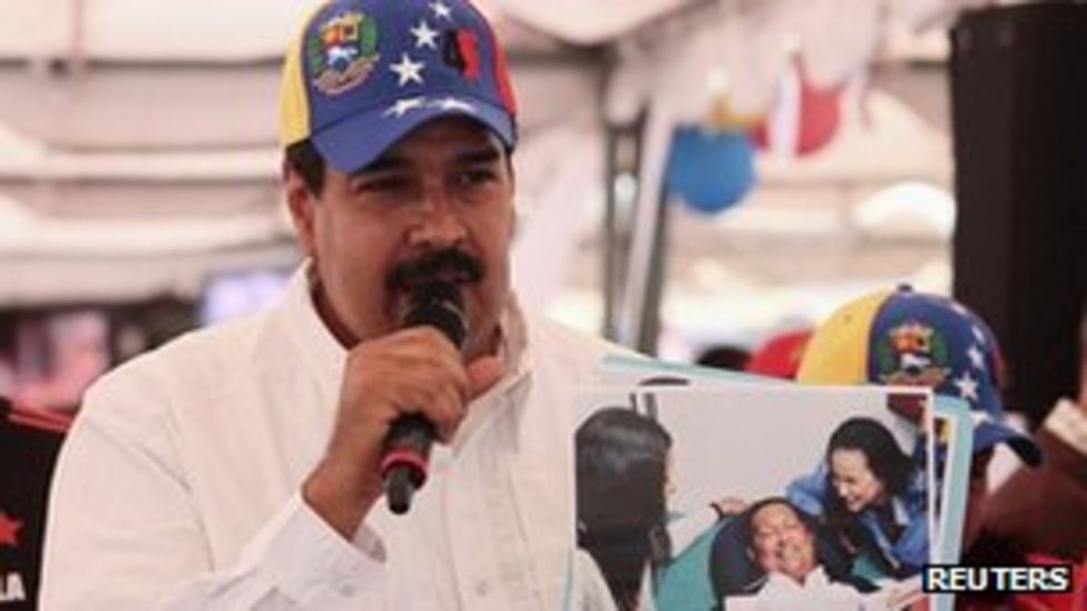 Hugo Chavez returns to Venezuela after Cuba cancer care - BBC News