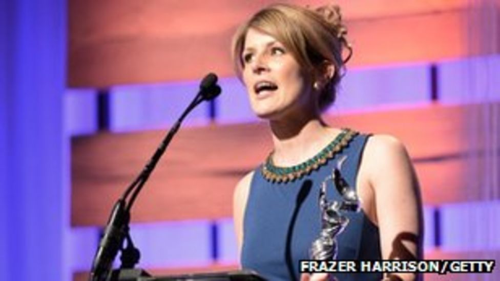 Downton Abbey: Award for costume designer Caroline McCall - BBC News