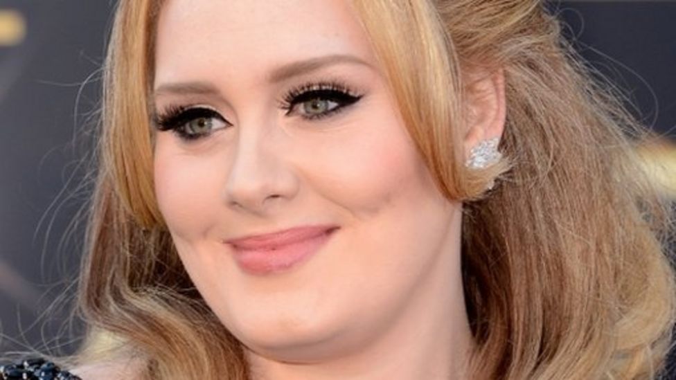 Adele 'teases new material in TV advert' - BBC News